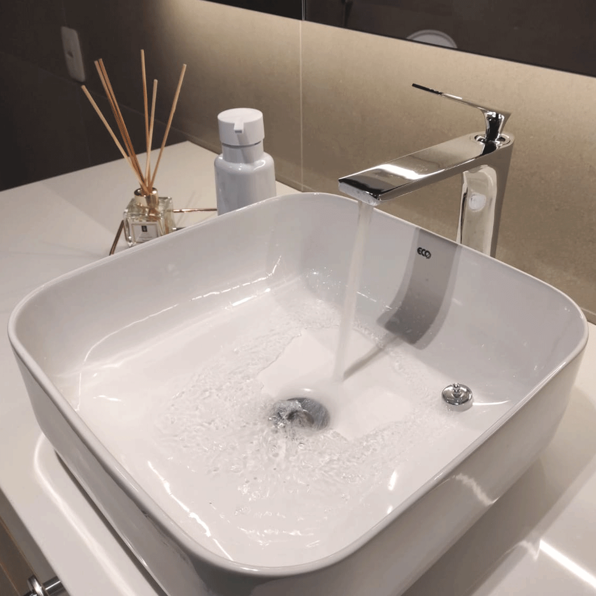 Torneira Monocomando Bica Alta Jiwi Victoria Misturador Para Banheiro ...