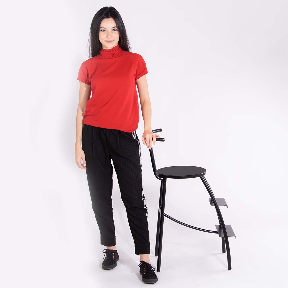 BANQUETA MULTIUSO 2 DEGRAUS 60 CURVA Plic Mobiliário Linha Curva Preto Craqueado Prata ...