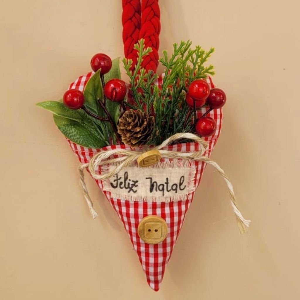 Coração Xadrez Botão de Madeira 27x14 | MadeiraMadeira