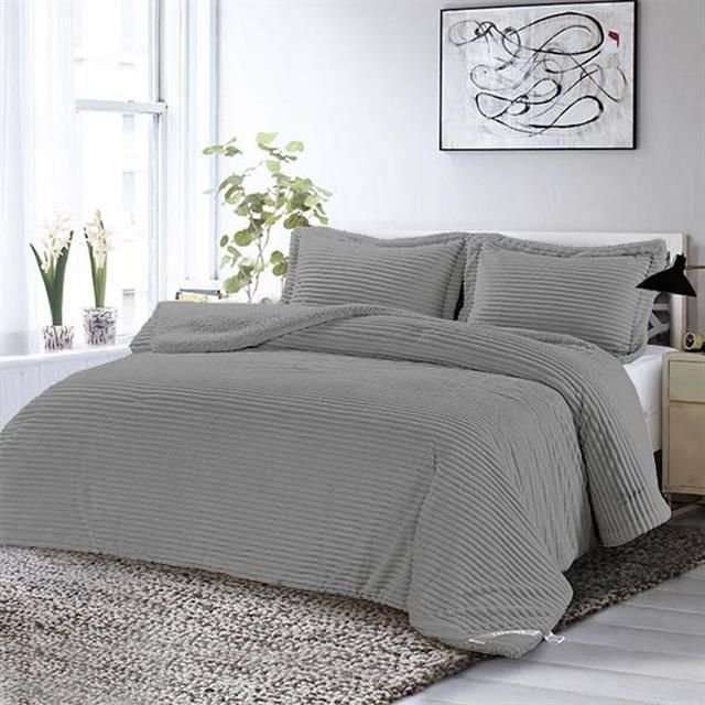 Edredom King Cotelê Athenas Cinza Claro | MadeiraMadeira