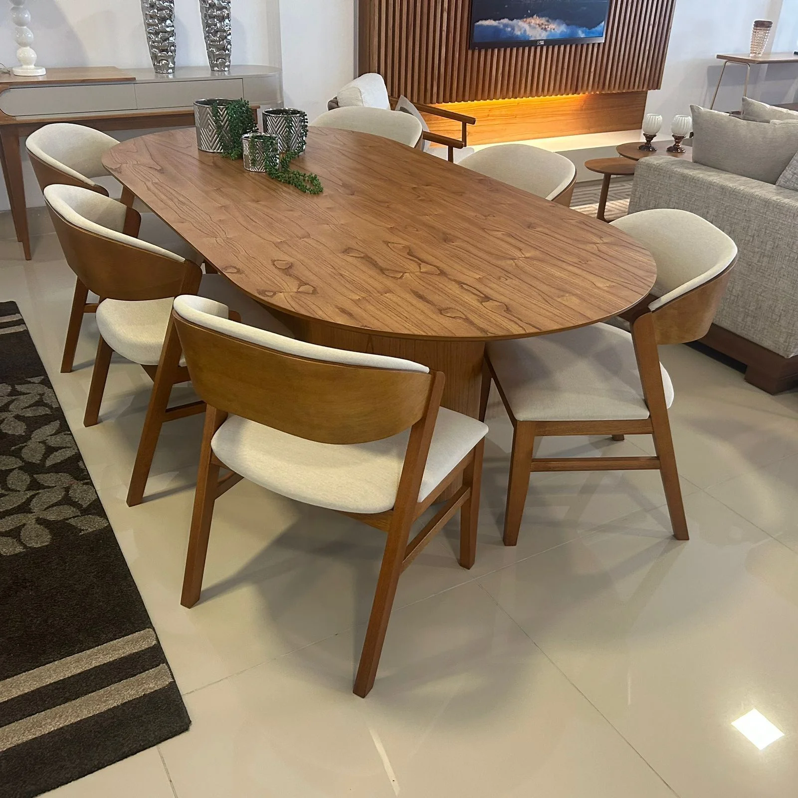 Sala de Jantar Mesa Hana com 6 Cadeiras Horus | MadeiraMadeira