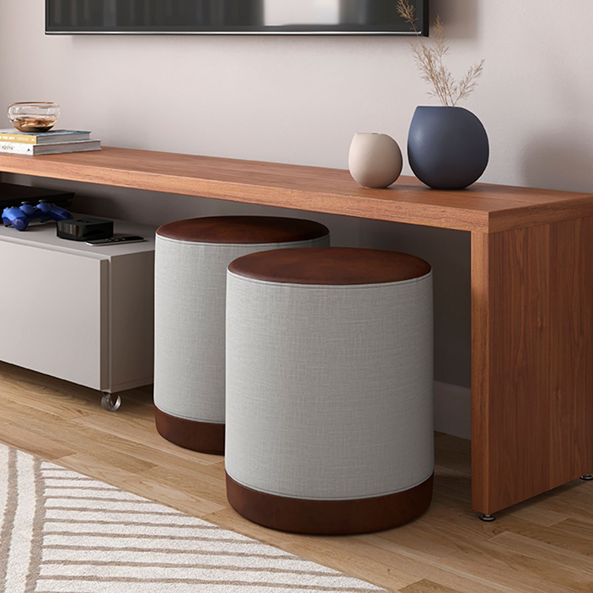 Puff Sala Redondo Alexa Linho - Cinza | MadeiraMadeira