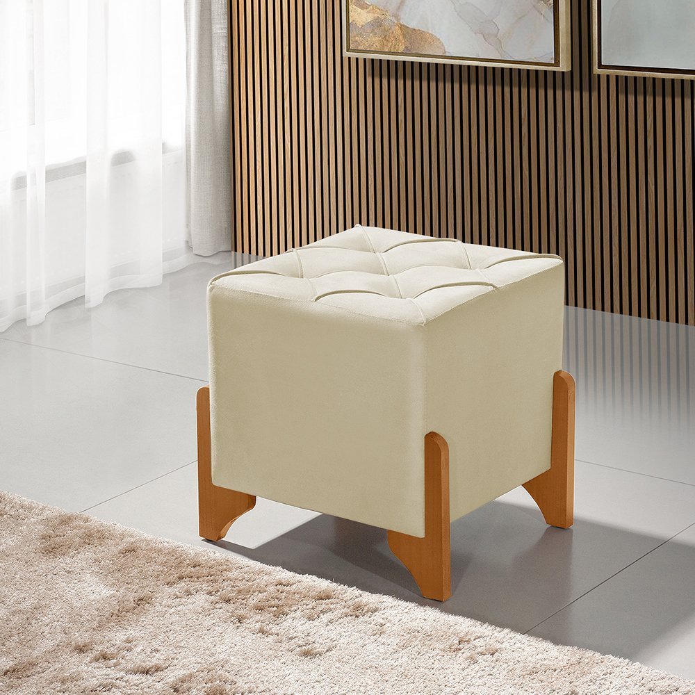 Puff Monet em Veludo Bege Base em Madeira Maciça | MadeiraMadeira
